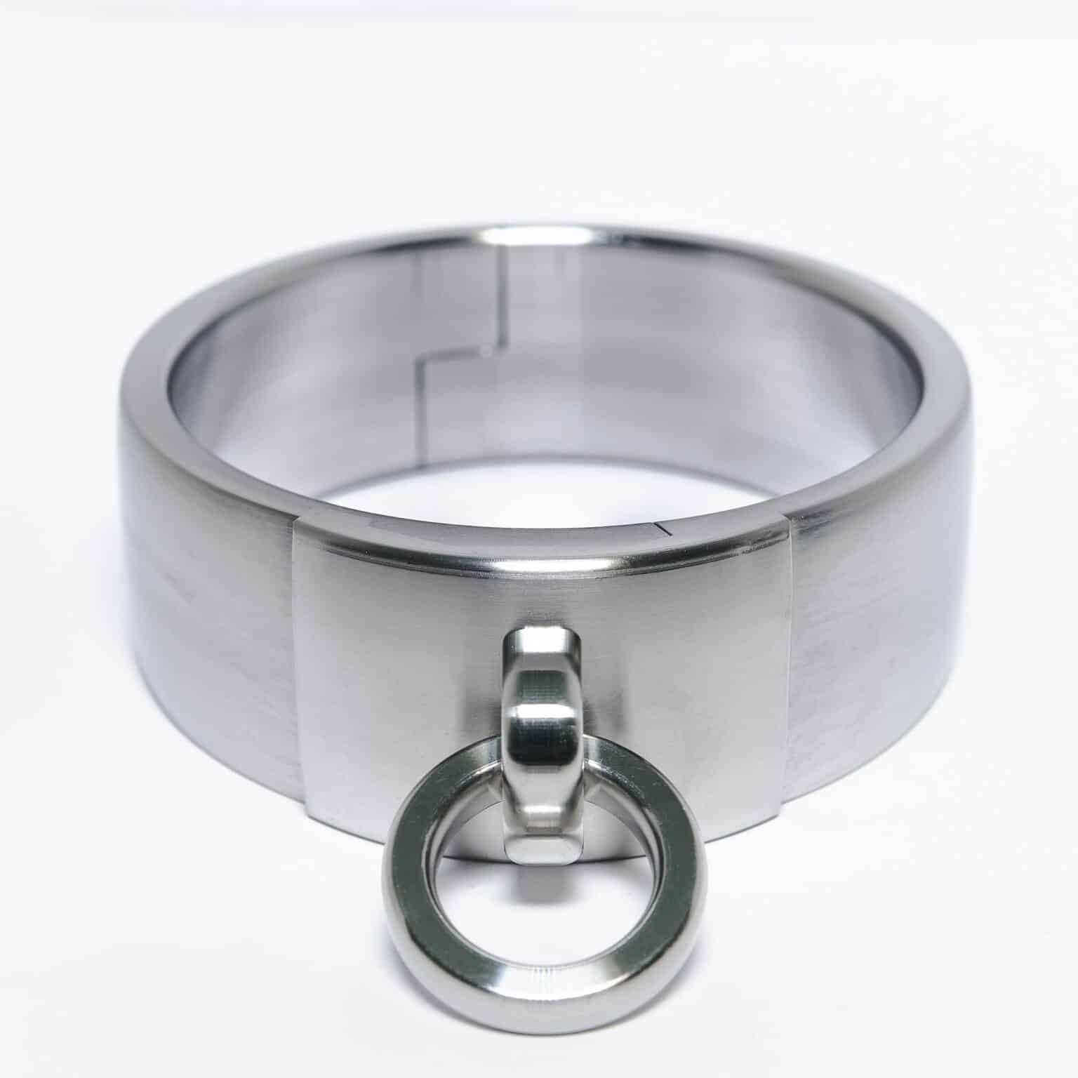 About | Swedish Collar