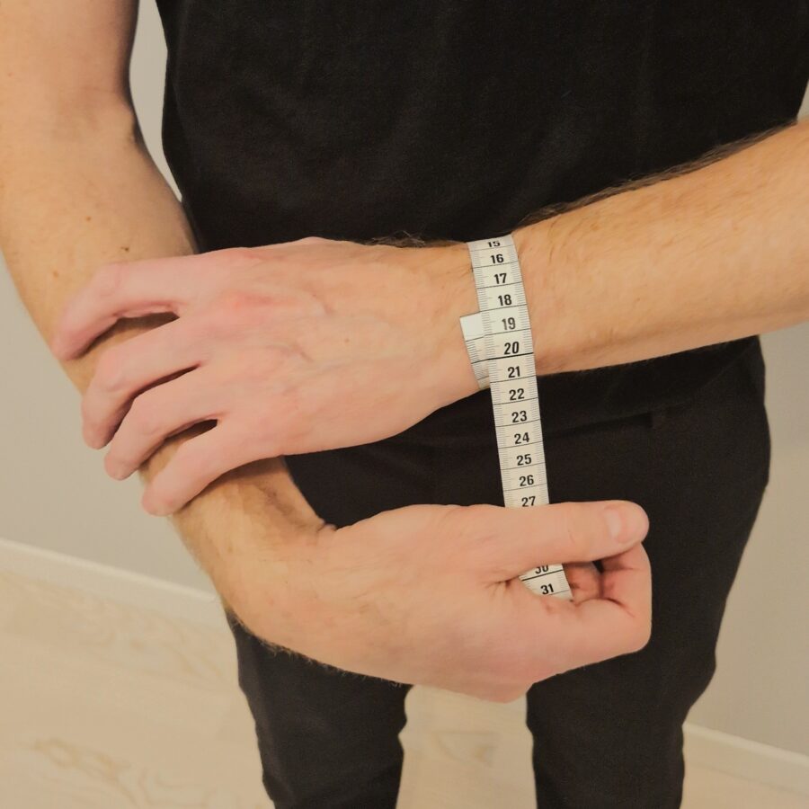 Measure left wrist man | Swedish Collar